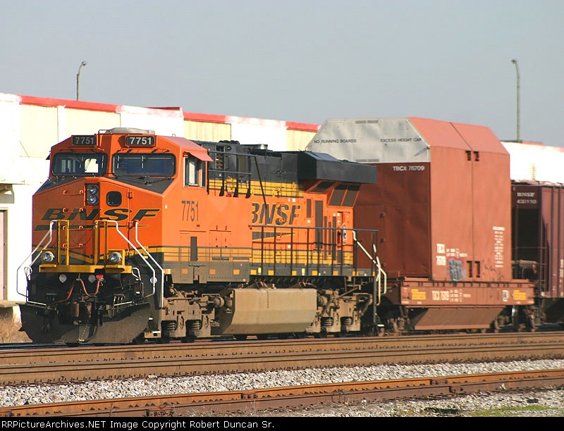 BNSF 7751